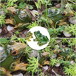 4 Pieces Miniature Frog Statue, Outdoor Garden Frog Figurines Decoration, Mini Cute Frog Figures for Patio Yard Micro Landscape Fairy Garden Ornaments