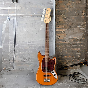 Fender Player Mustang Bass, Aged Natural, Pau Ferro Fingerboard