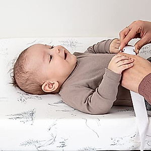 Pobibaby - 2 Pack Premium Changing Pad Cover - Ultra-Soft Cotton Blend, Stylish Woodland Pattern, Safe and Snug for Baby (Explore)