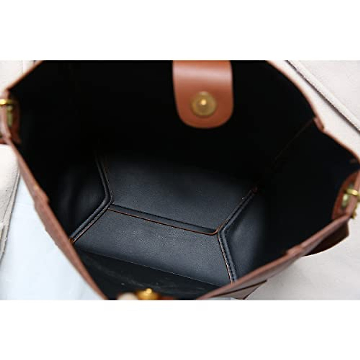 Aryeleay Women Handbag Designer Vegan Leather Hobo Handbags Large Shoulder Bucket Bag Crossbody Purse (Brown)