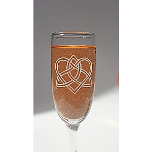 Celtic Love Knot Champagne Flutes Set of Two : Free Personalized Engraving