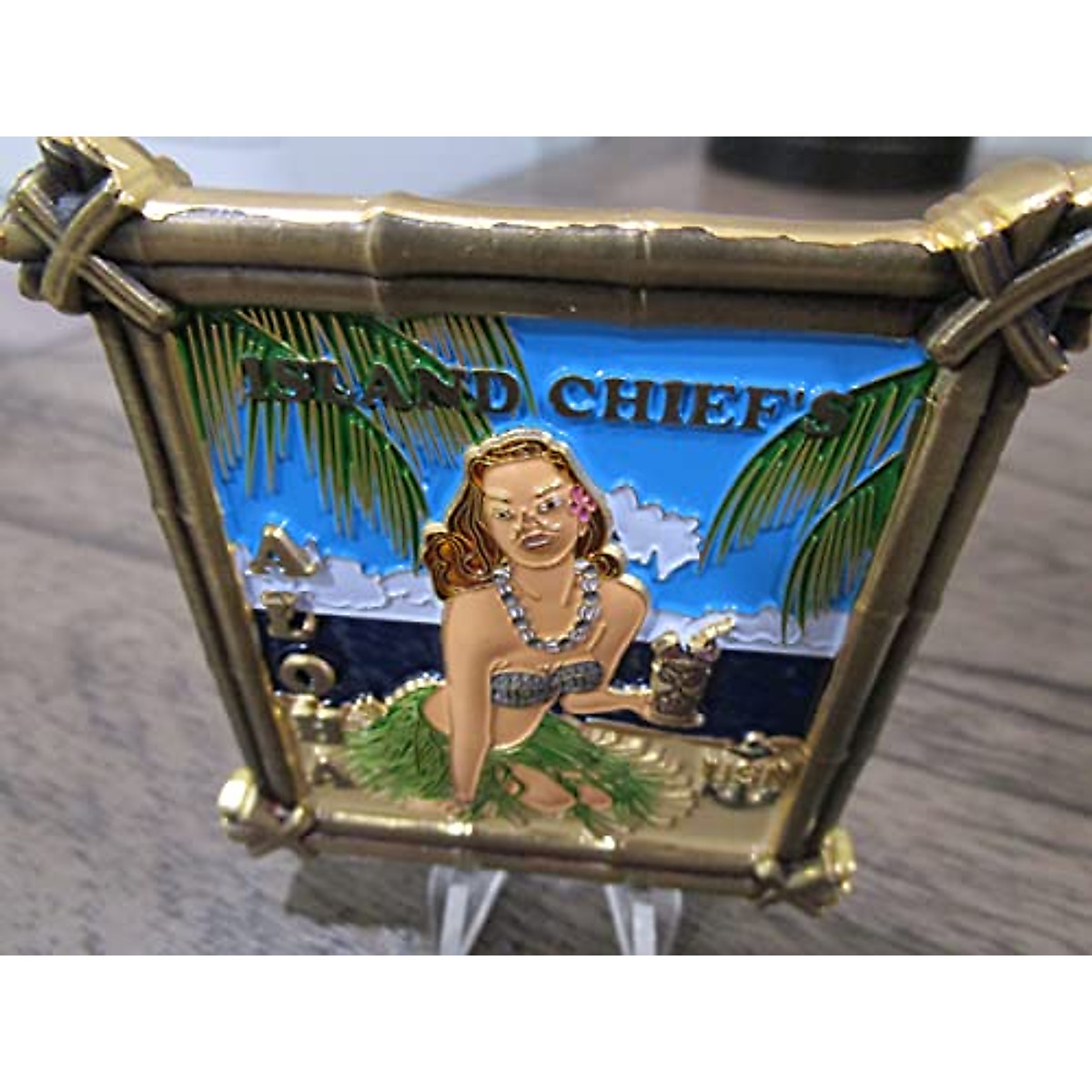 Navy Island Chief Tiki Hut Bar Hawaiian CPO USN Pin Up Girl Challenge Coin