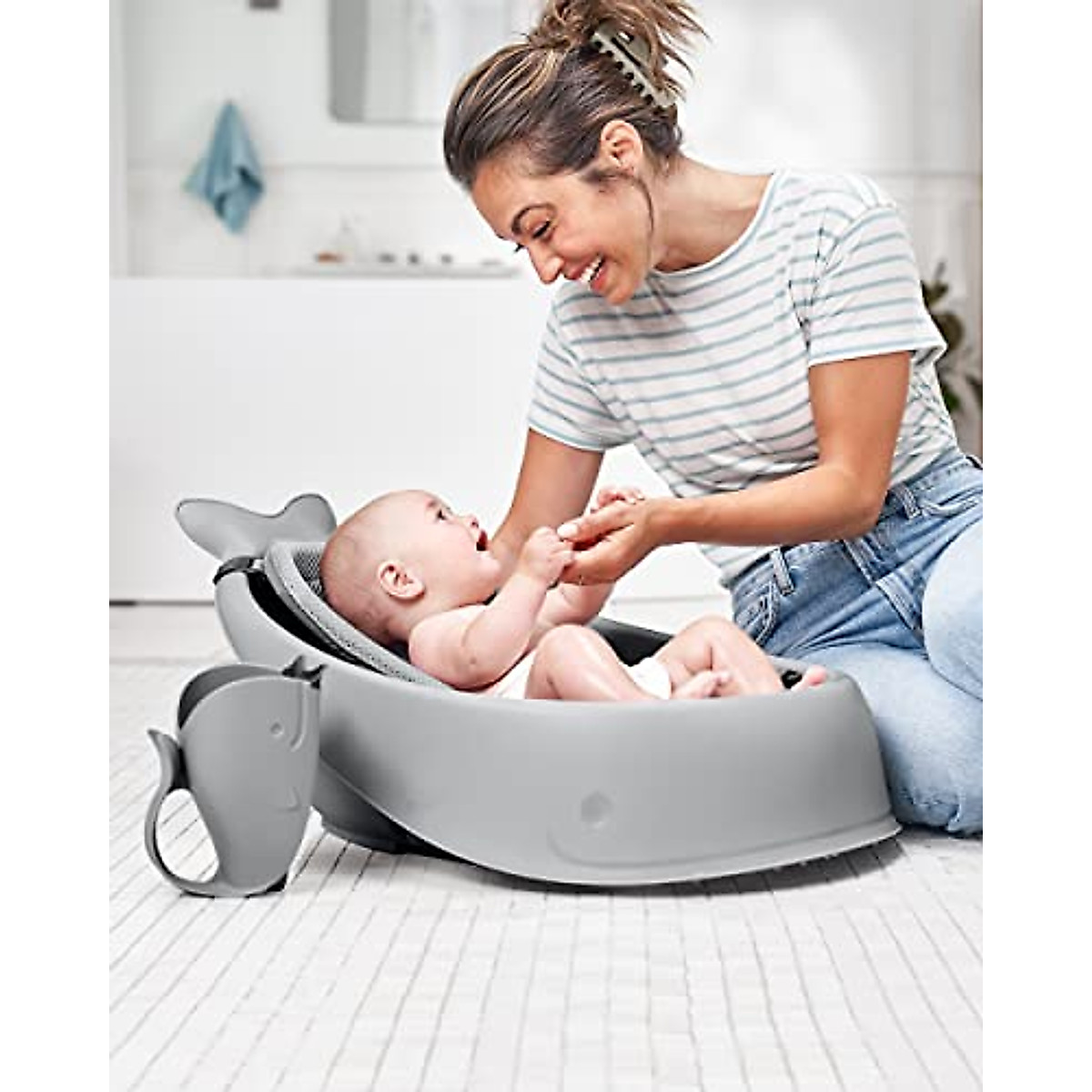 Skip Hop Baby Bath Rinse Cup, Moby Tear-free Waterfall Rinser, Grey
