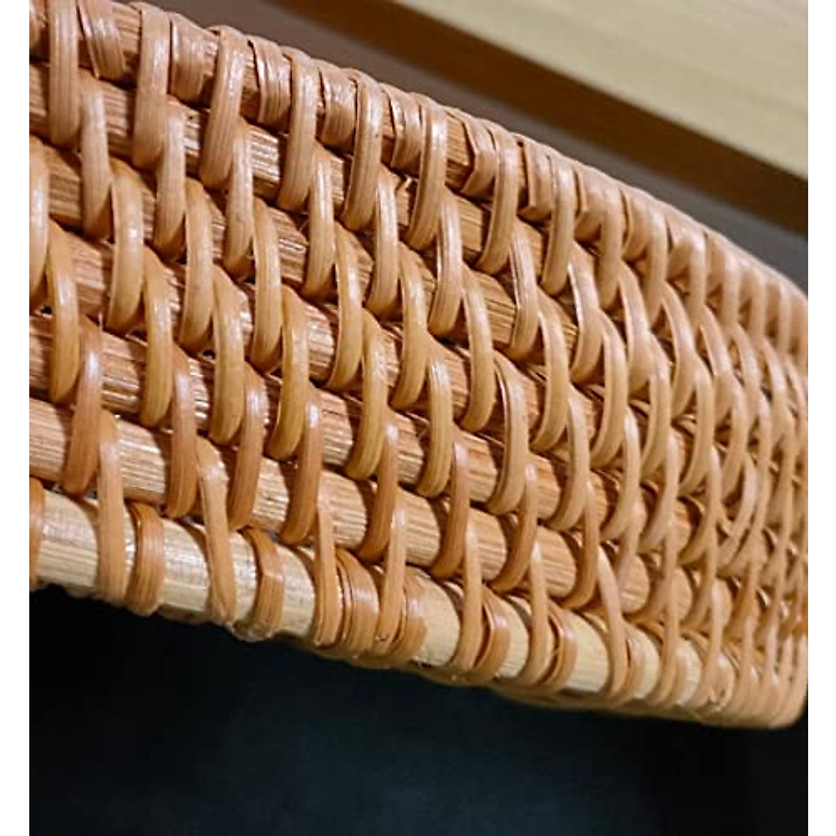 Isla's Creations Round Rattan Serving Tray – Woven Rattan Decorative Tray with Handles – Multipurpose Trays for Eating, Storage, Serving Breakfast, Tea, Snacks – Boho Modern Rattan Tray, 30 x 5 cm