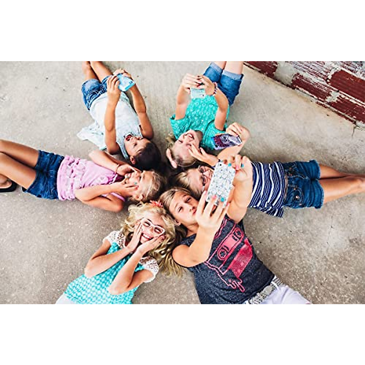 Piggy Paint | 100% Non-Toxic Girls Nail Polish | Safe, Cruelty-free, Vegan, & Scented for Kids | Scented Box Set (4 Mini Polish Gift Set)