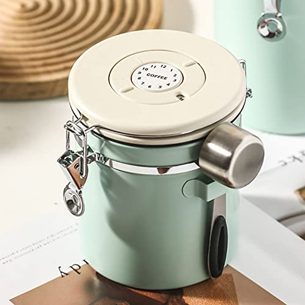 CHICIRIS Food Canister, Coffee Bean Container, Coffee Canister Mint Green Food Grade Stainless Steel Airtight Coffee Container with Scoop Date Wheel for Tea Nuts (1.5L)