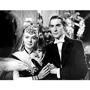 In Old Chicago Alice Faye Tyrone Power 1937 (C) 20Th Century Fox Tm & Copyright Courtesy Everett Collection Photo Print (28 x 22)