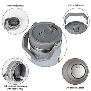 30oz Stainless Steel Insulated Tumbler with Flip Lid & Straw, Leakproof Travel Mug for Car, Polar Bear And Cub Double Wall Vacuum Thermal Coffee Cup with Handle, Spill-Proof Design for Hot/Cold Drinks