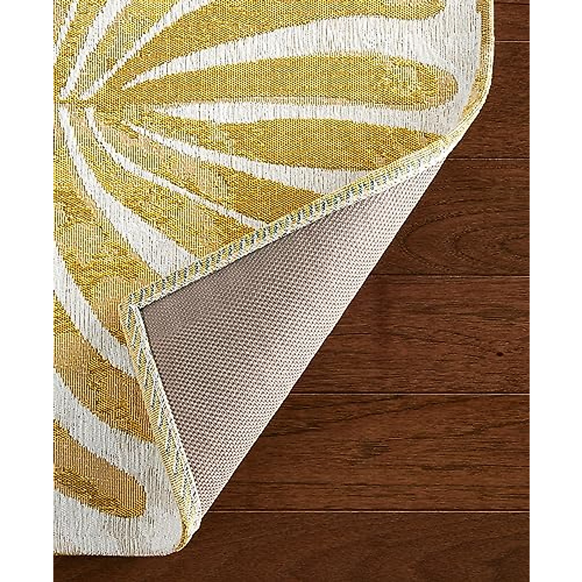 TOWN & COUNTRY LUXE Livie Matisse Cutout Everwash™ Washable Multi-Use Decorative Rug, Kitchen Runner Rug, Low-Profile Door Mat, Bedroom Rug and Dorm Room Rug with Non-Slip Backing, Gold, 24"x72"