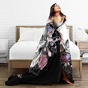 Skull Throw Blanket Soft Warm Cozy Winter Decorative Gothic Flannel Fleece Blankets for Living Room Farmhouse Couch Outdoor 60 X 50 inch