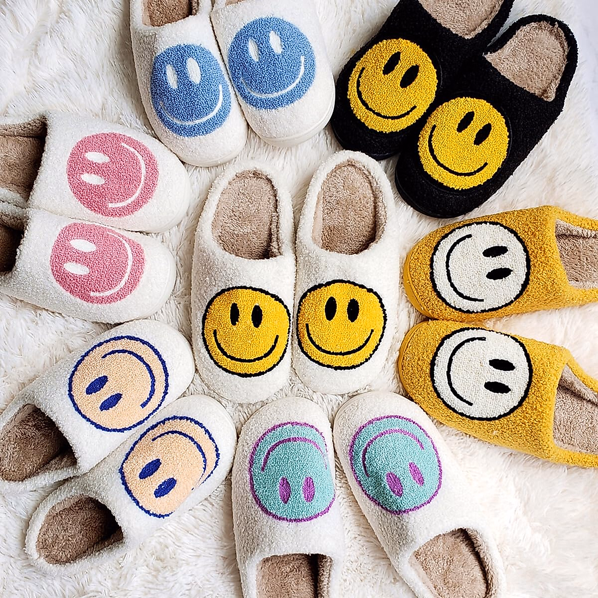 dubuto Smile Face Slippers for Girls Boys, Cute Soft Plush Anti-slip House Kids Girls Slippers with Memory Foam Warm Cartoon Happy face Shoes for Indoor Outdoor