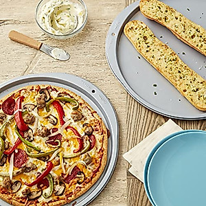 Wilton Recipe Right 12-Inch Pizza Pans, 2-Piece Set, Steel