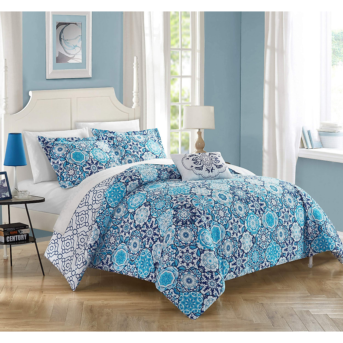 Chic Home Bristol 4 Piece Reversible Cover Set 100% Cotton Bohemian Inspired Contemporary Geometric Print Zipper Closure Bedding, Queen Duvet, Blue