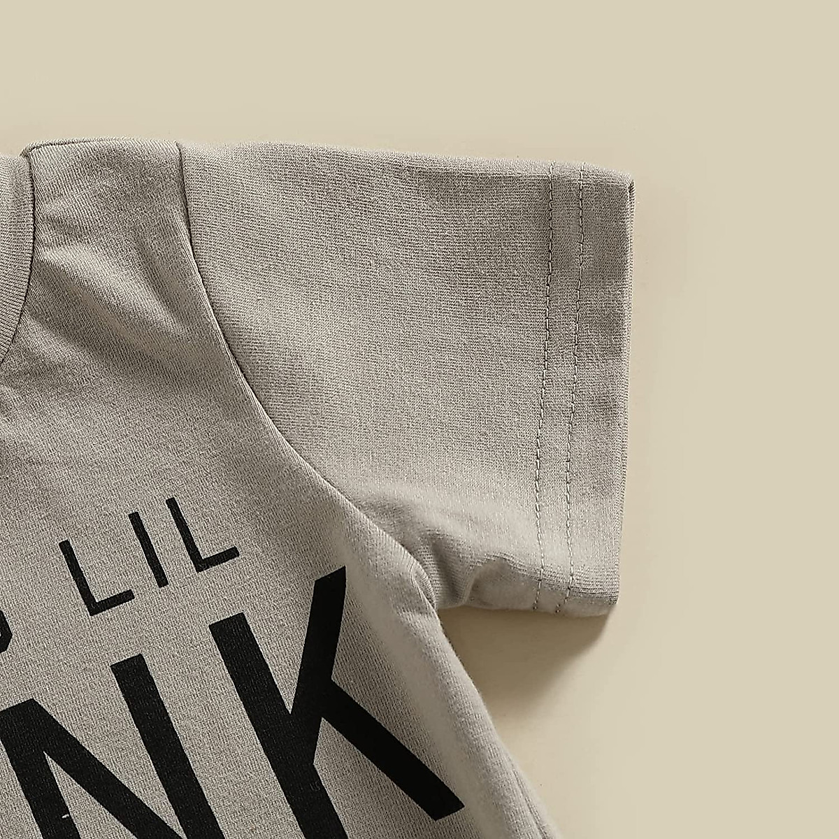 Twopumpkin Toddler Baby Boy Letter Print T Shirts Top and Pants Summer Clothes Cute Infant Outfits for Boys (A Mamas Lil HUNK Gray,6-12 Months)