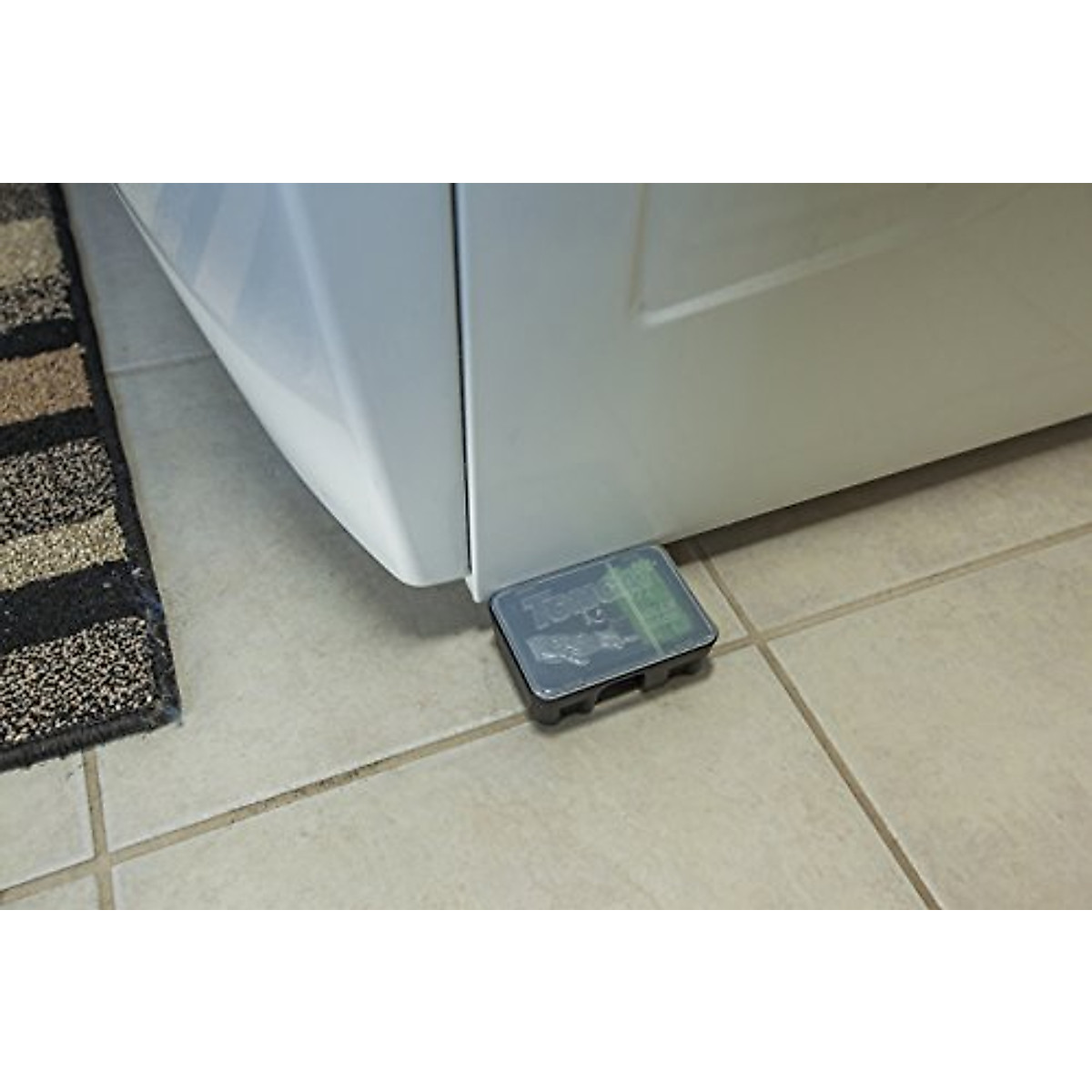 Tomcat Mouse Killer, 1-Pack (Kid and Dog Resistant Disposable Mouse Bait Station)