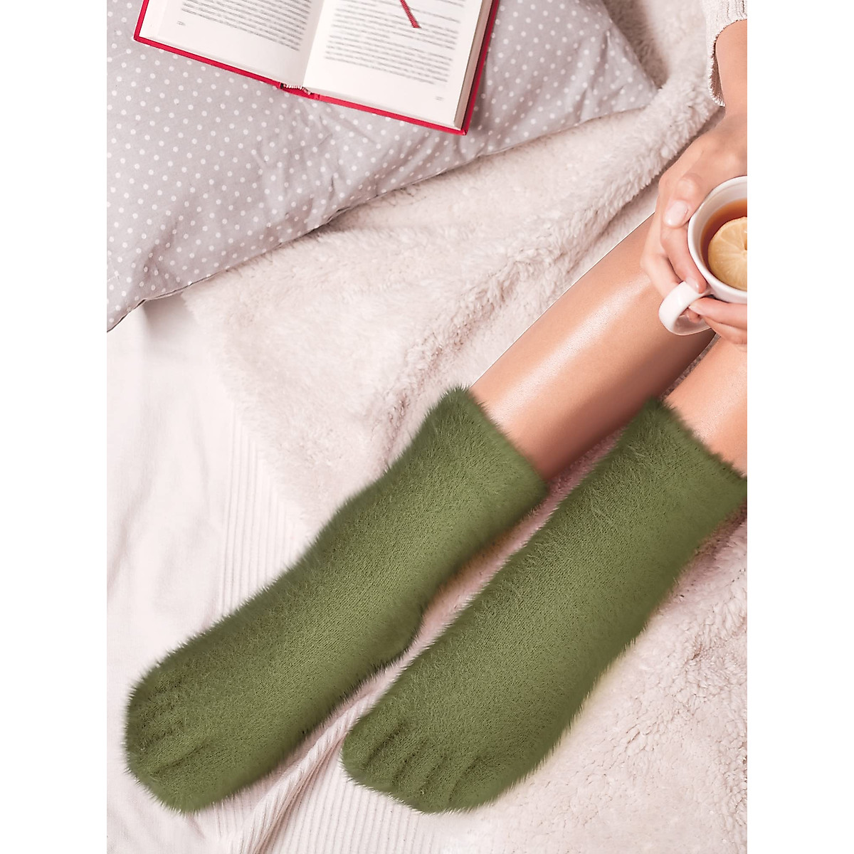 Bencailor 3 Pairs Women Toe Socks Fuzzy Toe Socks Warm Winter Toe Socks Five Toe Socks for Women Men, Size 5-8(Green, Blue, White)