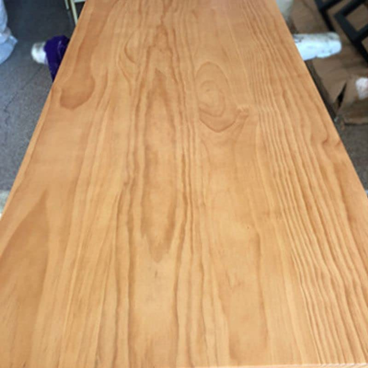 SUSUO Industrial Style Dining Table, 47.2" L x 47.2" W Rustic Solid Wood Dining Table with Black Metal Legs, Industrial Home Office Kitchen Furniture