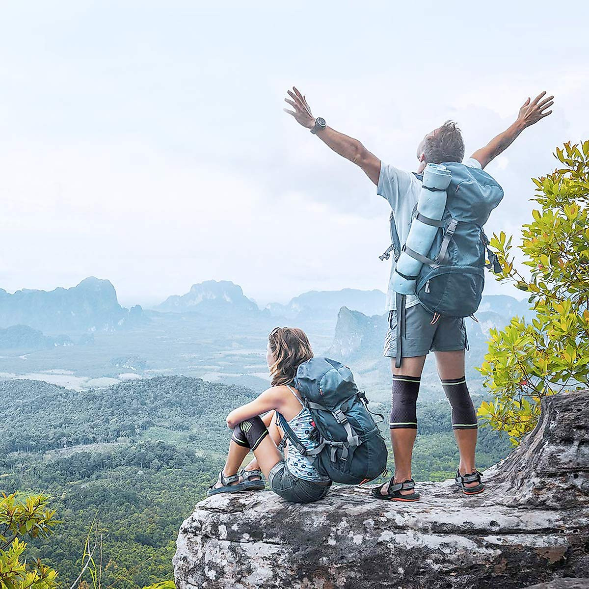 Compression Knee Sleeve, 1 Pair Best Knee Brace Support for Men & Women, Knee Support for Arthritis, ACL, Running, Pain Relief, Injury Recovery, Basketball and More Sports (2020)