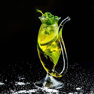 belupai Wine Glass,Set of 4 Creative Vampire Glass,Cocktail Glass with Drinking Tube Straw,Juice Cup Clear Glass Wine Decanter Cups Mugs for Wine Champagne Juice Whiskey