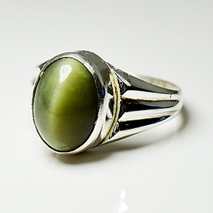 Gemsonclick Handmade Ring Sterling Silver Natural Cats Eye Oval Shape Green Color Chakra Healing Bithstone Rings Bezel Setting in Size 9 for Women, Girls and Ladies
