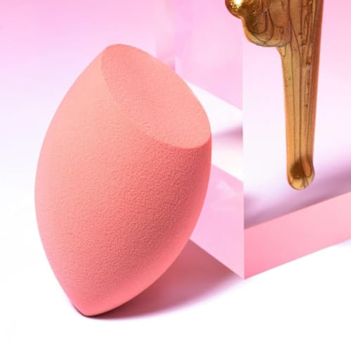 Real Techniques Miracle Face + Body Sponge, XL Makeup Blending Sponge For Whole Body, Ideal For Foundation, Body Makeup, & Self Tanner, Cruelty Free & Vegan, Latex Free, Packaging May Vary, 1 Count