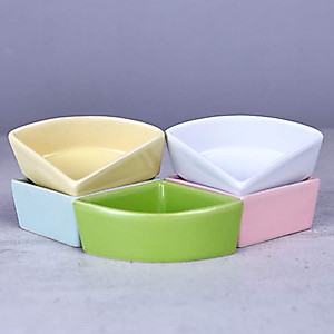 1pc Hamster Feeding Bowl Triangle Hamster Drinking Bowl Food Bowl Hamster Food Feeder Pet Supplies Hamster Bowl Ceramics Bowl Feeding Basin
