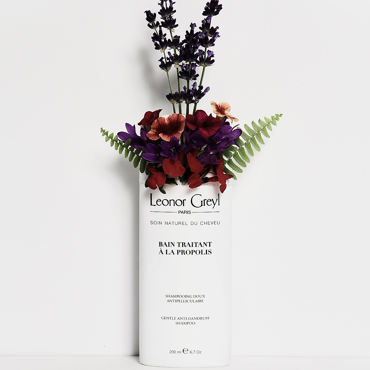 Leonor Greyl Gentle Dandruff Shampoo (Bain Traitant a La Propolis), Propolis & Chamomile Natural Dandruff Shampoo, 6.7 oz. Made In France