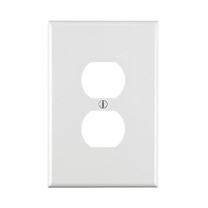 Leviton 88601 1-Gang Decora GFCI Device Decora, Wallplate, Oversized, Thermoset, Device Mount, White & 88103 1-Gang Duplex Device Receptacle Wallplate, Oversized, Thermoset, Device Mount, White