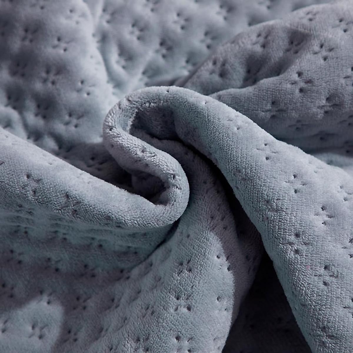 Mengersi Velvet Quilt Set Queen Size, Lightweight Waffle Comforter Set, Oversized Bedspread Coverlet Quilted Blanket Bedding Set, with 2 Matching Pillow Shams for All Season (Gray, Twin)