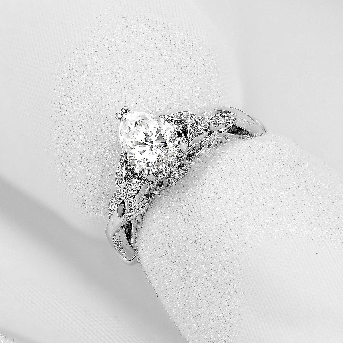 DovEggs Moissanite Engagement Rings for Women 1.5ct Center 6X8mm G-H-I Color Pear Shaped Cut Antique Moissanite Wedding Rings 14K Gold Quality Sterling Silver Bridal Sets Band Width 2.4mm（5）