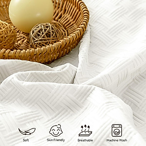 JELLYMONI White Duvet Cover King Size - 3 Pieces Soft and Breathable Microfiber Knitted Jacquard Waffle Weave Striped Comforter Cover with 8 Corner Ties & Zipper Closure