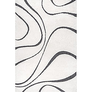 nuLOOM Carolyn Cozy Soft & Plush Shag Area Rug, 5 ft 3 in x 7 ft 6 in, Beige
