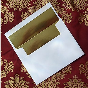 Box Home for Christmas Christmas Cards - 15 Cards / 16 Foil Envelopes