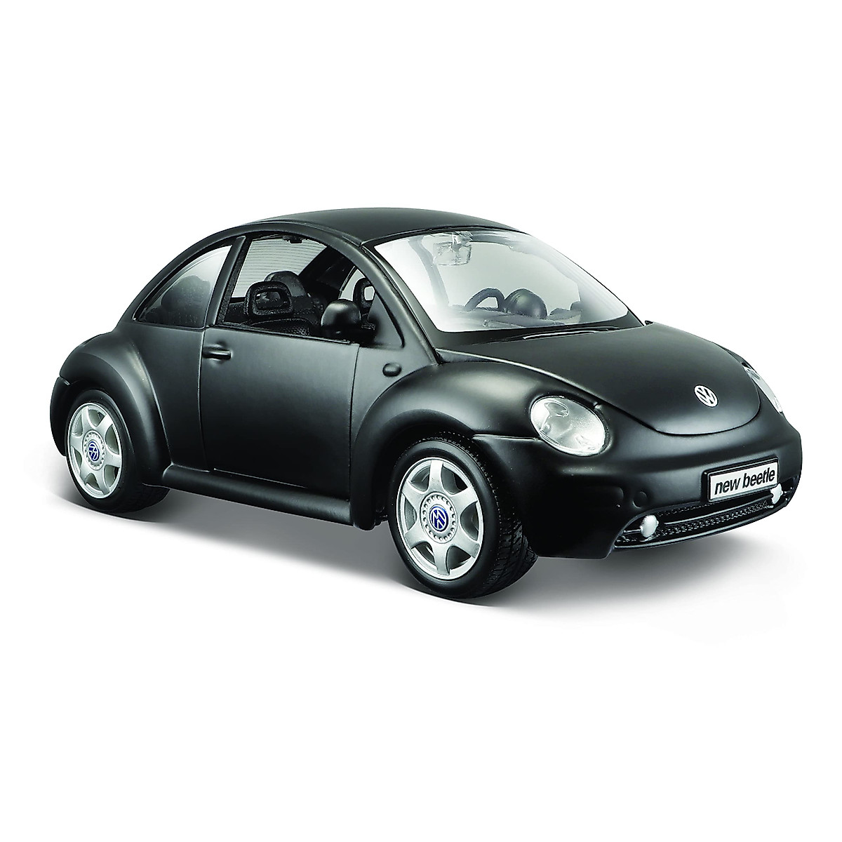 Maisto 1:24 Scale Volkswagen Beetle Diecast Vehicle (Colors May Vary)