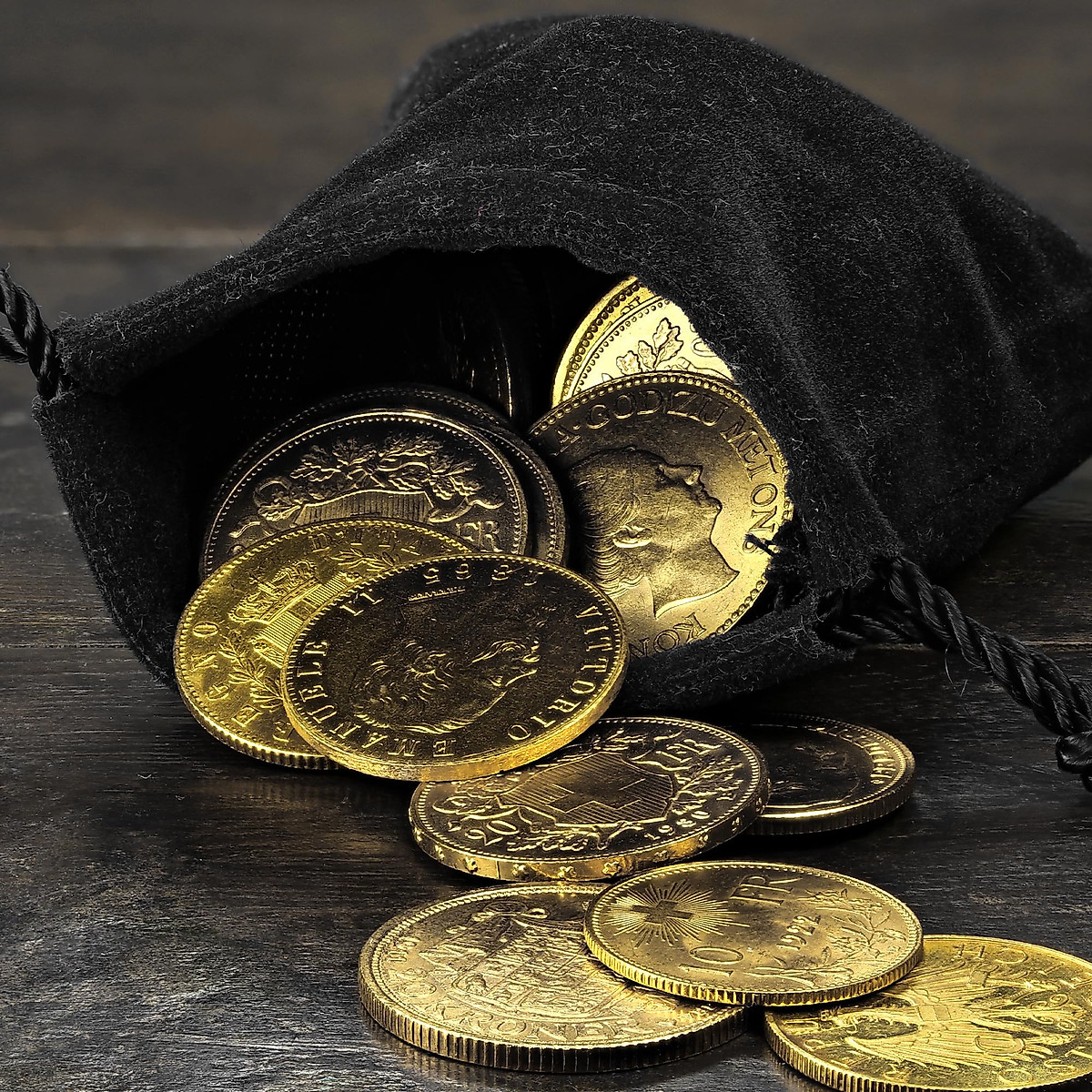 Mandala Crafts Velvet Drawstring Bags 2x3 for Velvet Gift Bags - Black Velvet Bags with Drawstrings 2x3 Inch - 100 PCs Velvet Pouches for Velvet Jewelry Bags