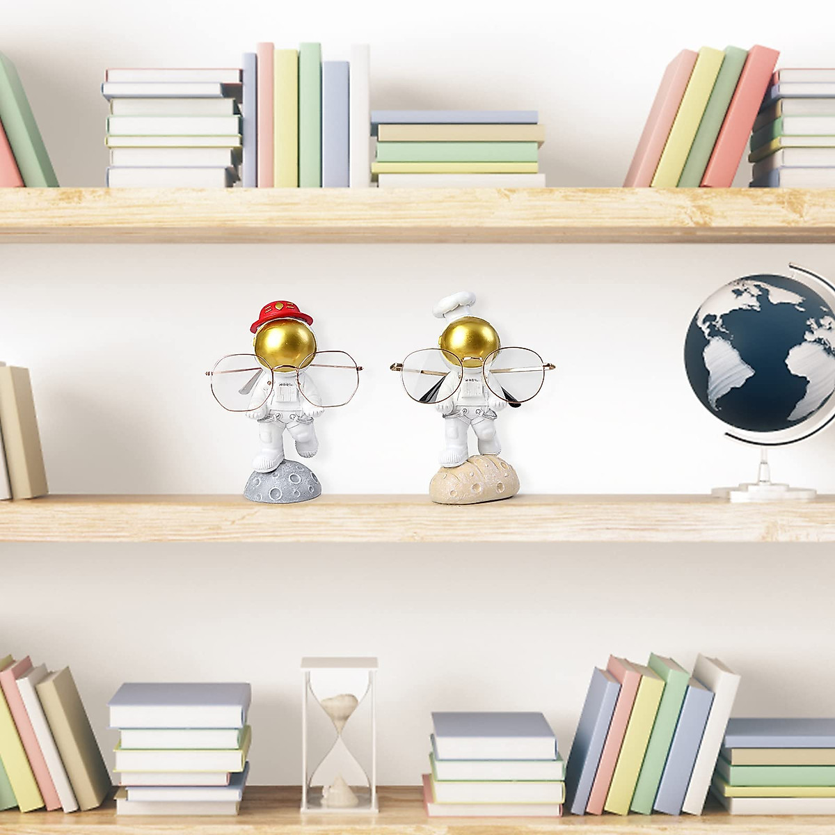 Sempoda Astronaut Glasses Holder, Resin Funny Decorative Eyeglass Holder, Creative Astronaut Glasses Holder Stand for Home Office Decoration, Astronaut Sculpture Holder for Holiday Birthday Gift