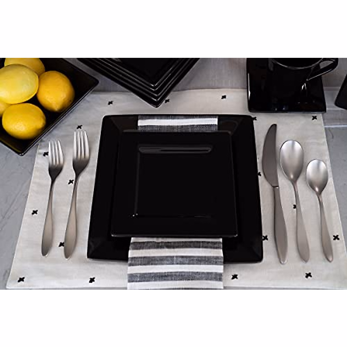 10 Strawberry Street Nova Square 30 pc Dinnerware Set, Black