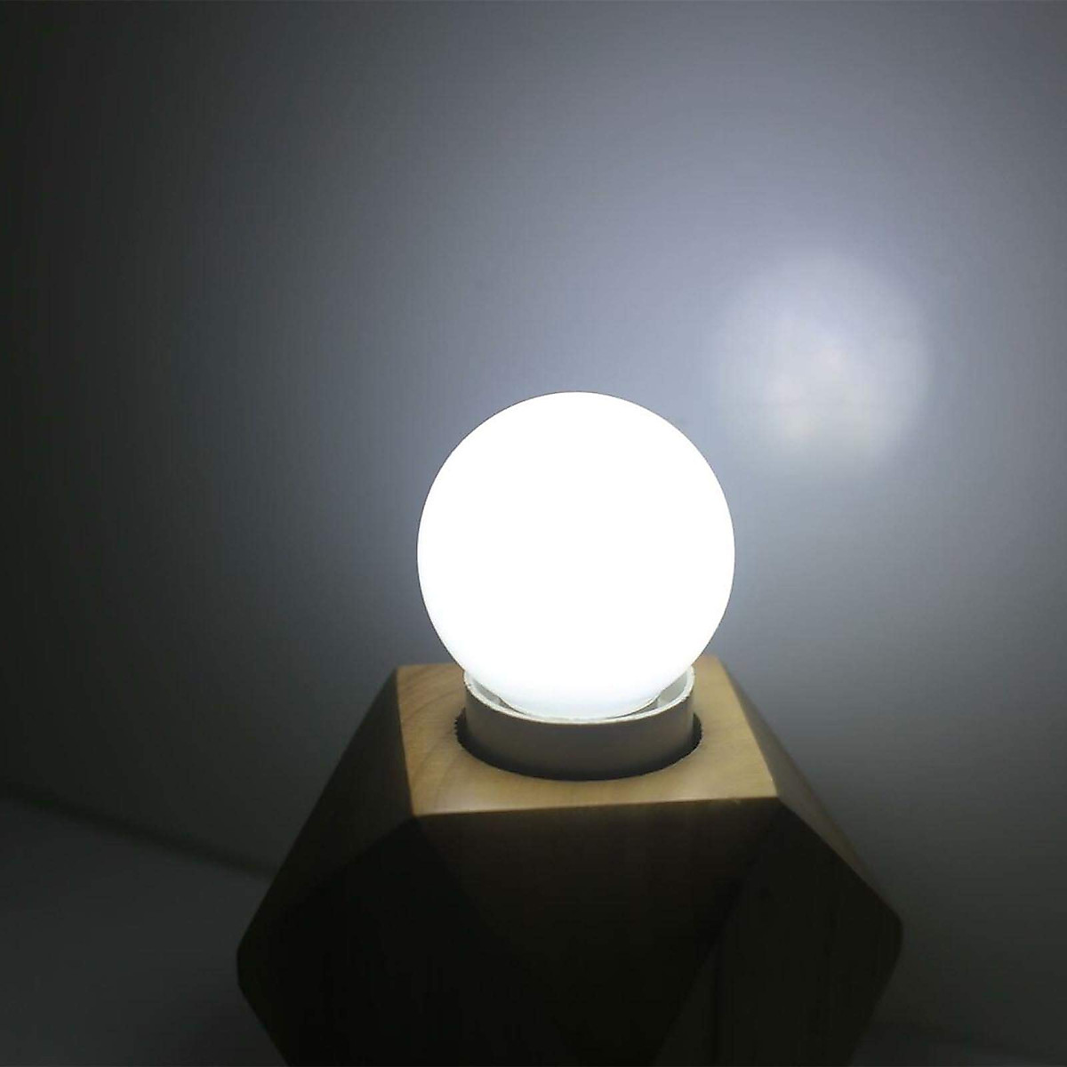 Lxcom Lighting G45 LED Bulb 3W Globe Vanity Light Bulb 30 Watt Replacement 300LM Cool White 6500K LED Light Bulb E26/E27 Base for Makeup Mirror Porch Bedroom Dressing Room,8 Pack