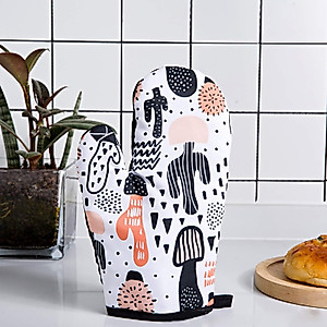 FSTIKO Novelty Cactus Oven Mitts and Potholders 4 Pieces Set, Kitchen Linen Set BBQ Gloves-Oven Mitts High Heat Resistant Cotton Potholder Non-Slip Cooking Gloves for Cooking, Baking, Barbecue