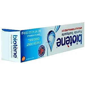 biotène Fluoride Toothpaste for Dry Mouth Symptoms, Bad Breath Treatment and Cavity Prevention Fresh, Mint, 4.3 Ounce (10050A)