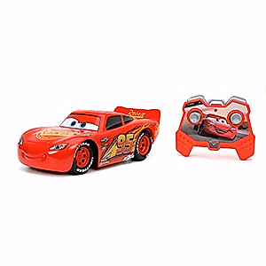 Jada Toys Pixar Cars 1:24 Lightning McQueen RC Remote Control Car 2.4 GHz Red Toys for Kids