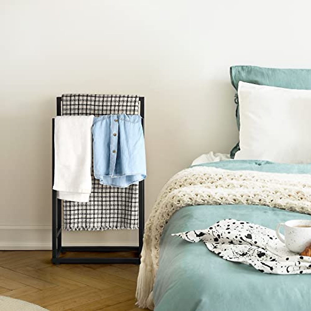 Free Standing Towel Racks 2 Tier Towel Holder Stand for Bathroom Matte Black Stainless Steel Industrial Towel Drying Rack for Hand Towels Blanket