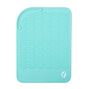 CaliCapelli Professional Heat Resistant Styling Silicone Mat for All Hair Irons, Curling Iron, Straightener Pad, Iron Flat Hair, Hair Tools Appliances Hair Dryer Salon Tools Hair Stylist (Mint)