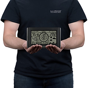 La Crosse Technology 328-96087-INT Black & White Professional Weather Station