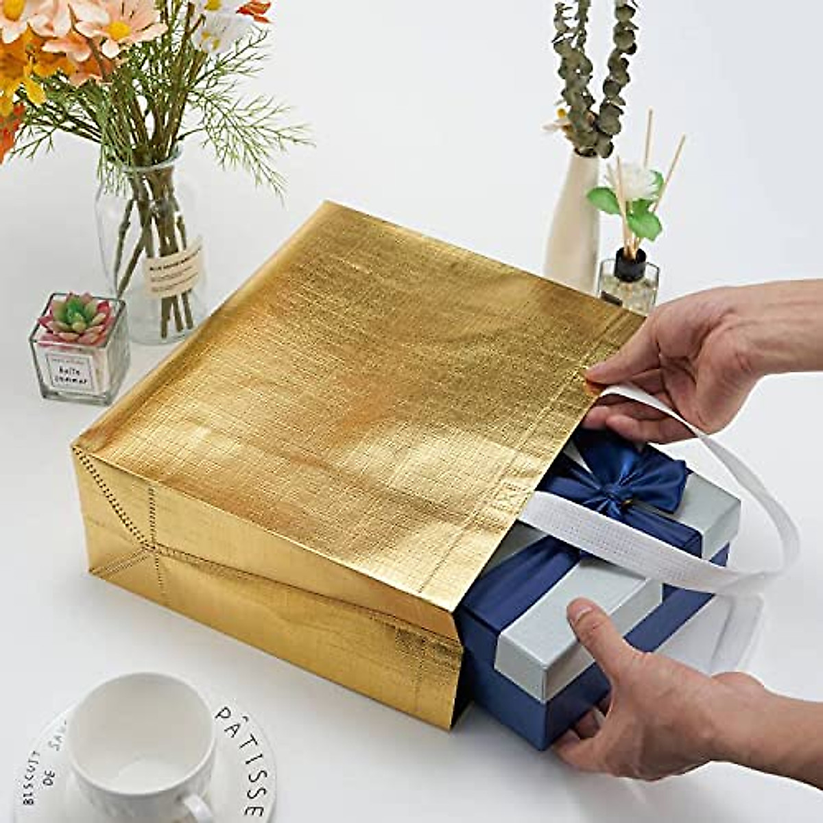 LOOKSGO 12 Pcs Present Gift Bags Reusable Gift Bag for Party Wedding