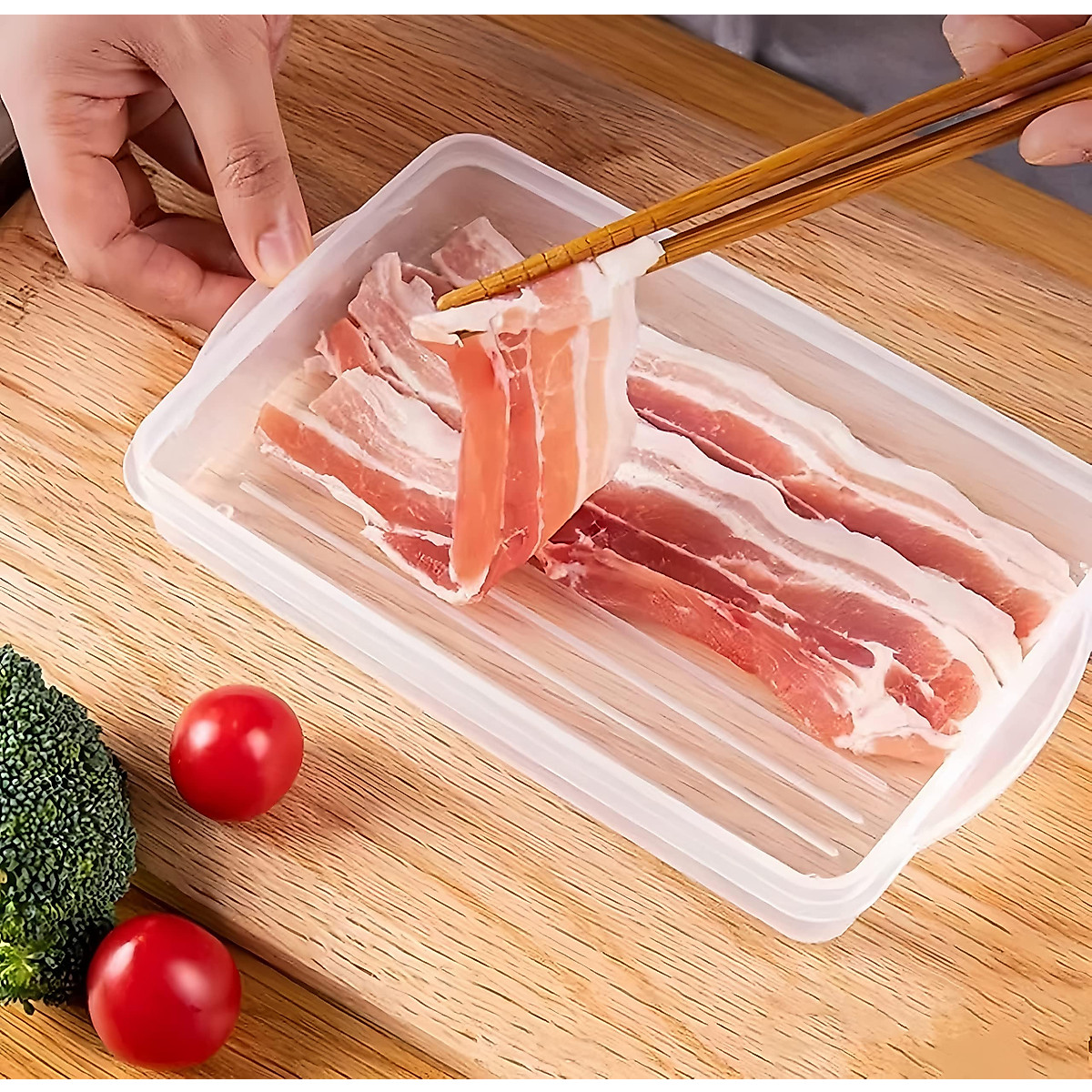 wulikanhua 2 Pack Plastic Bacon Box, Deli Meat Saver Cold Cuts Fridge Keeper, Cheese Food Storage Container with Lid for Refrigerator, Shallow Low Profile Christmas Cookie Holder