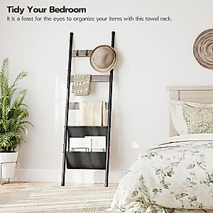 HOOBRO Blanket Ladder, 5 Tier Towel Rack, 17.3" L x 63" H, Wall-Leaning Blanket Rack for Living Room, Decorative Ladder with 4 Hooks and Magazine Pocket, Greige BG32CJ01