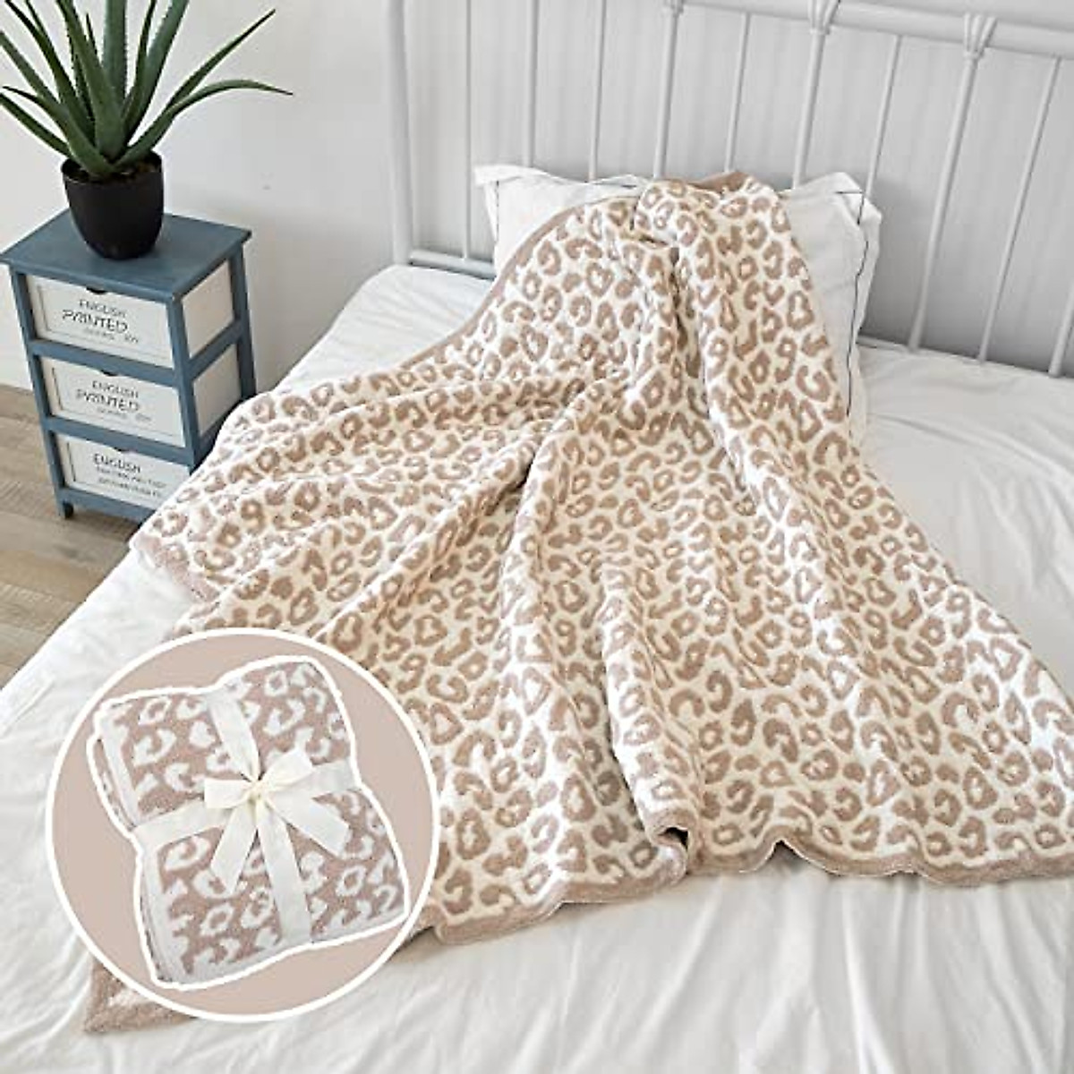 Throw Blanket Soft Micro Plush Leopard Blanket (50x60inches) Warm Reversible Cheetah Blanket Leopard Pattern Throw for Couch Bed Sofa…