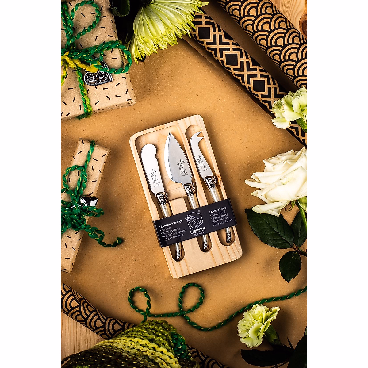 Laguiole Style de Vie Cheese knives Premium Line, set of 3, mother of pearl color