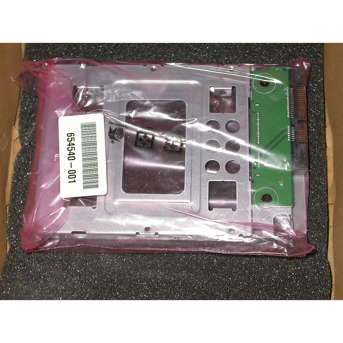 HPE Replacement Part Carrier 2.5Hdd to 3.5HDD Assy (S)